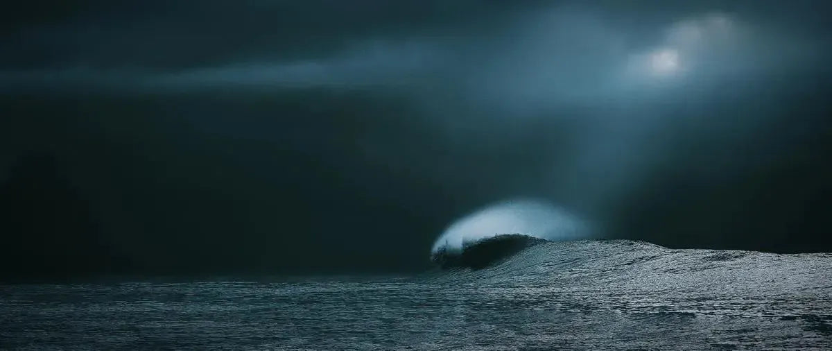 Night, by Daniel Weiss – PurePhoto